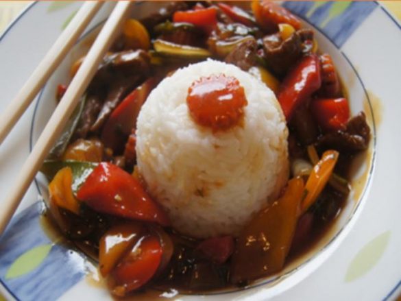 Asian Beef Goulash in Wok with Romanesco | Chef Reader