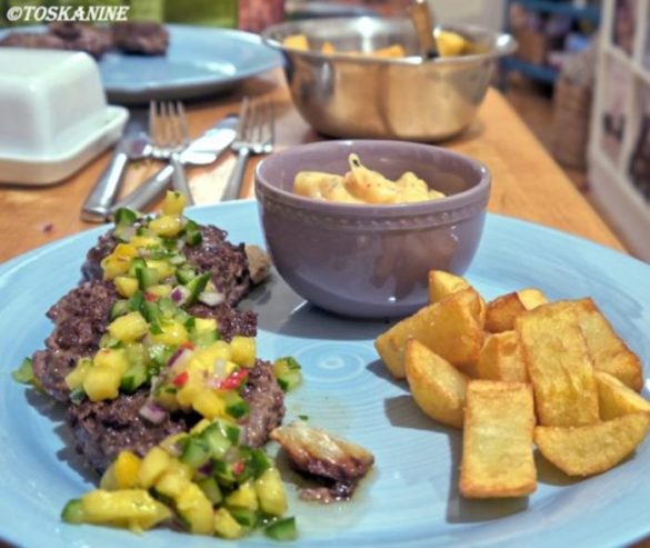 Ground Beef, French Fries, Pineapple and Cucumber Salsa, Spicy Majo ...