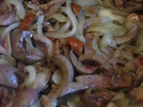 Pigs - Kidneys with Onion and Ham | Chef Reader
