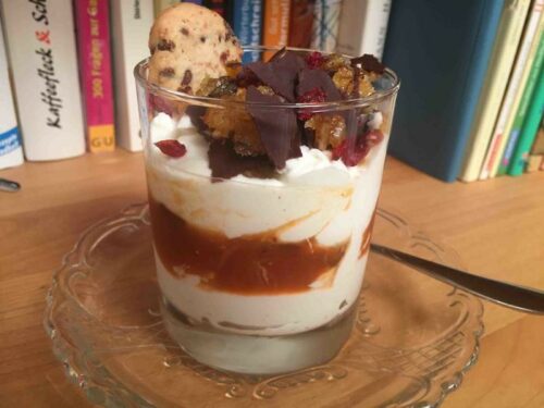 Rose Hip Cream Cake | Chef Reader