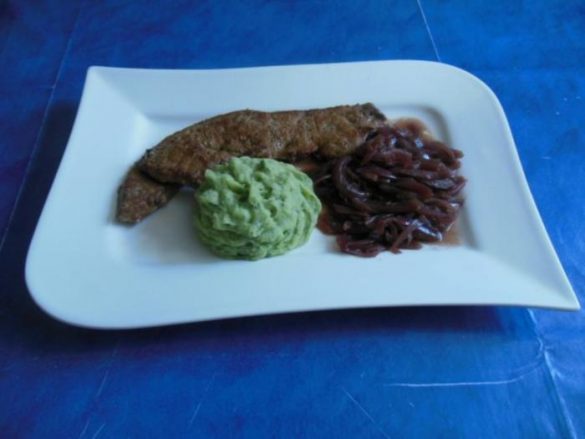 Three Kinds of Puree with Fine Veal Liver with Sage, Red Wine Sauce and ...