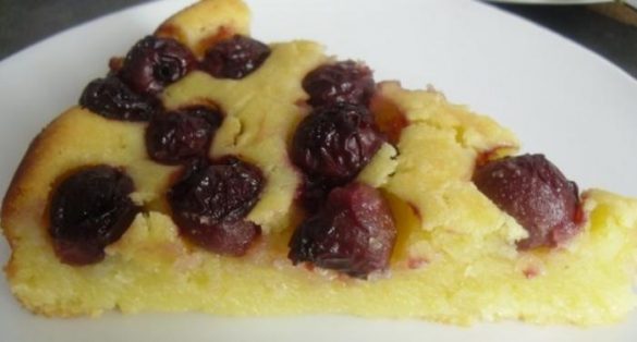 Semolina Pudding Cake with Sour Cream | Chef Reader