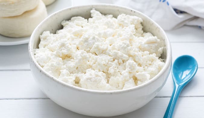 Quark With Linseed Oil: What You Should Know About This Combo | Chef Reader