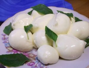 Is Expired Mozzarella Still Good? Here's How to Find Out | Chef Reader