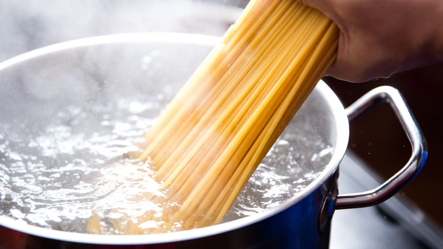 Cooking Pasta: 5 Tips On How to Make The Perfect Pasta | Chef Reader