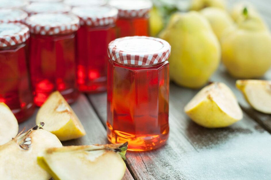 Quince Jelly: Quick Recipe With And Without Jam Sugar | Chef Reader