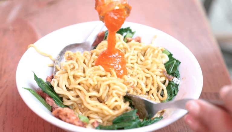 Exploring the Rich Flavor of Indonesian Noodles | Chef Reader