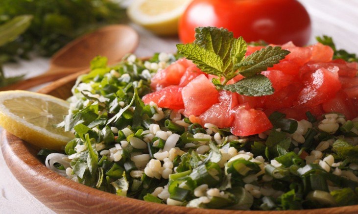 Exploring the Rich History of Saudi Arabian Cuisine | Chef Reader