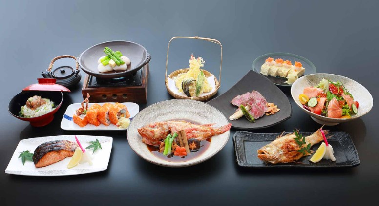 Exploring Chinese Gourmet: A Journey through Traditional and Modern ...