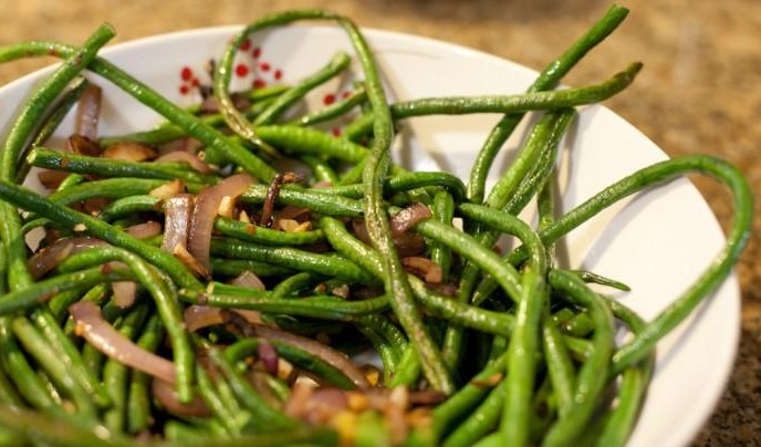 Exploring the Delightful World of Chinese Green Beans | Chef Reader