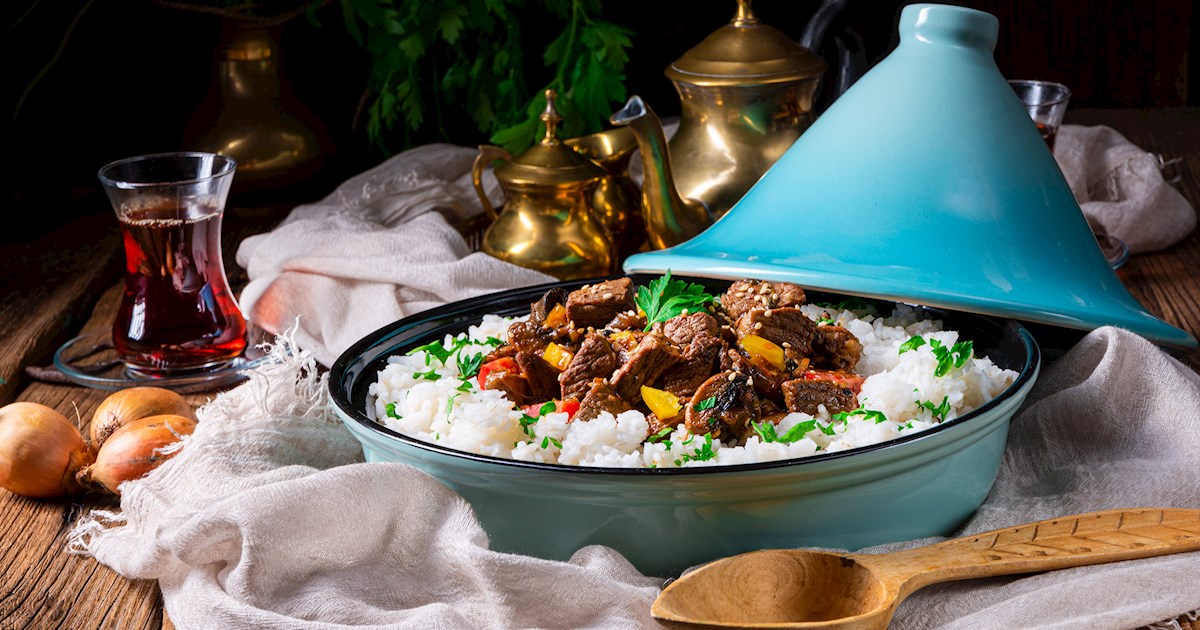What are some traditional dishes from the different ethnic groups in ...