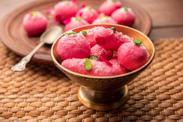 What are the popular desserts in Pakistan? | Chef Reader