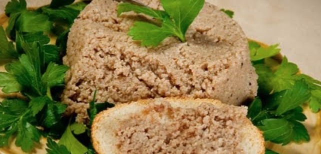 Quebecois Cretons: A Traditional French-Canadian Delicacy | Chef Reader