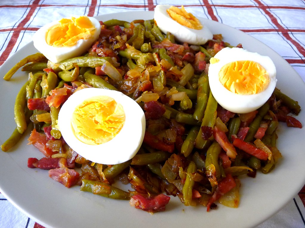 Judías Verdes con Jamón: A Savory Spanish Delight | Chef Reader