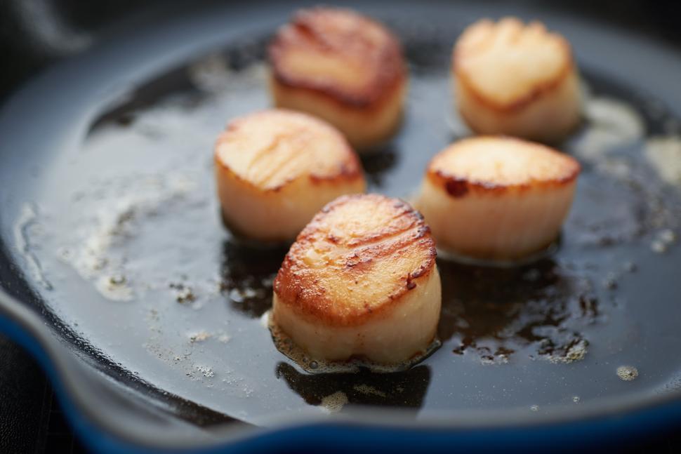 Baked Dublin Scallops with Garlic Butter: A Taste of Coastal Ireland ...
