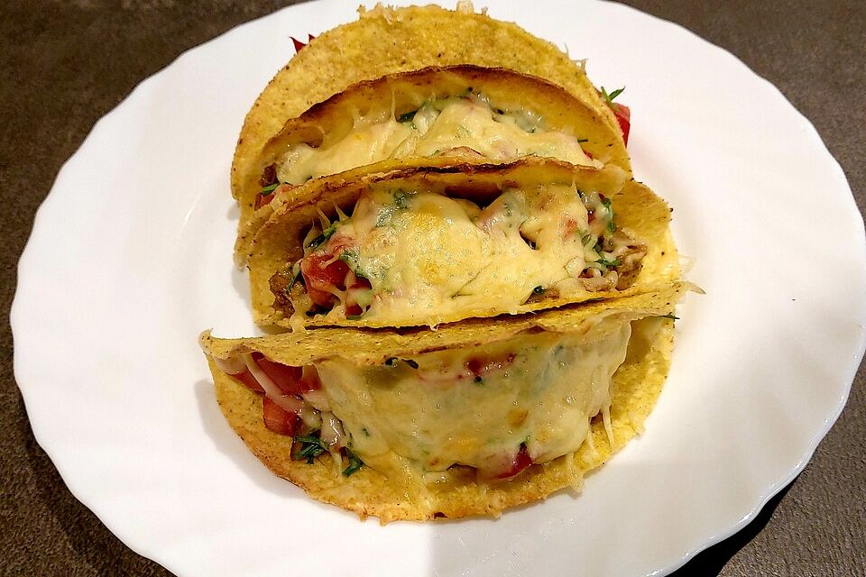 Cheesy Gordita Crunch - Stuffed Pita Taco Shells | Chef Reader