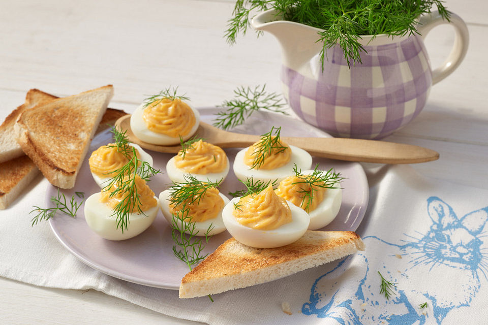 Fiery deviled eggs | Chef Reader