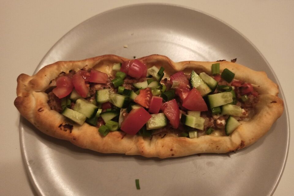 Turkish pide with minced meat and topping | Chef Reader