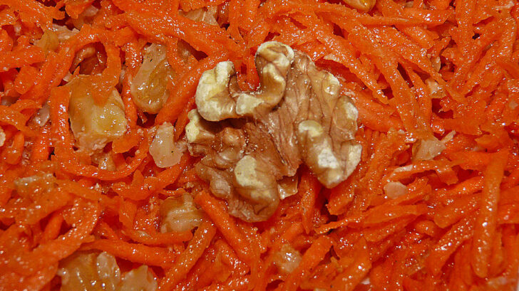 Discovering Russian Snacks: A Guide to Traditional Treats | Chef Reader