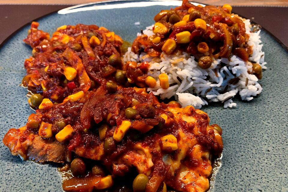 Pork schnitzel with Mexican vegetables | Chef Reader